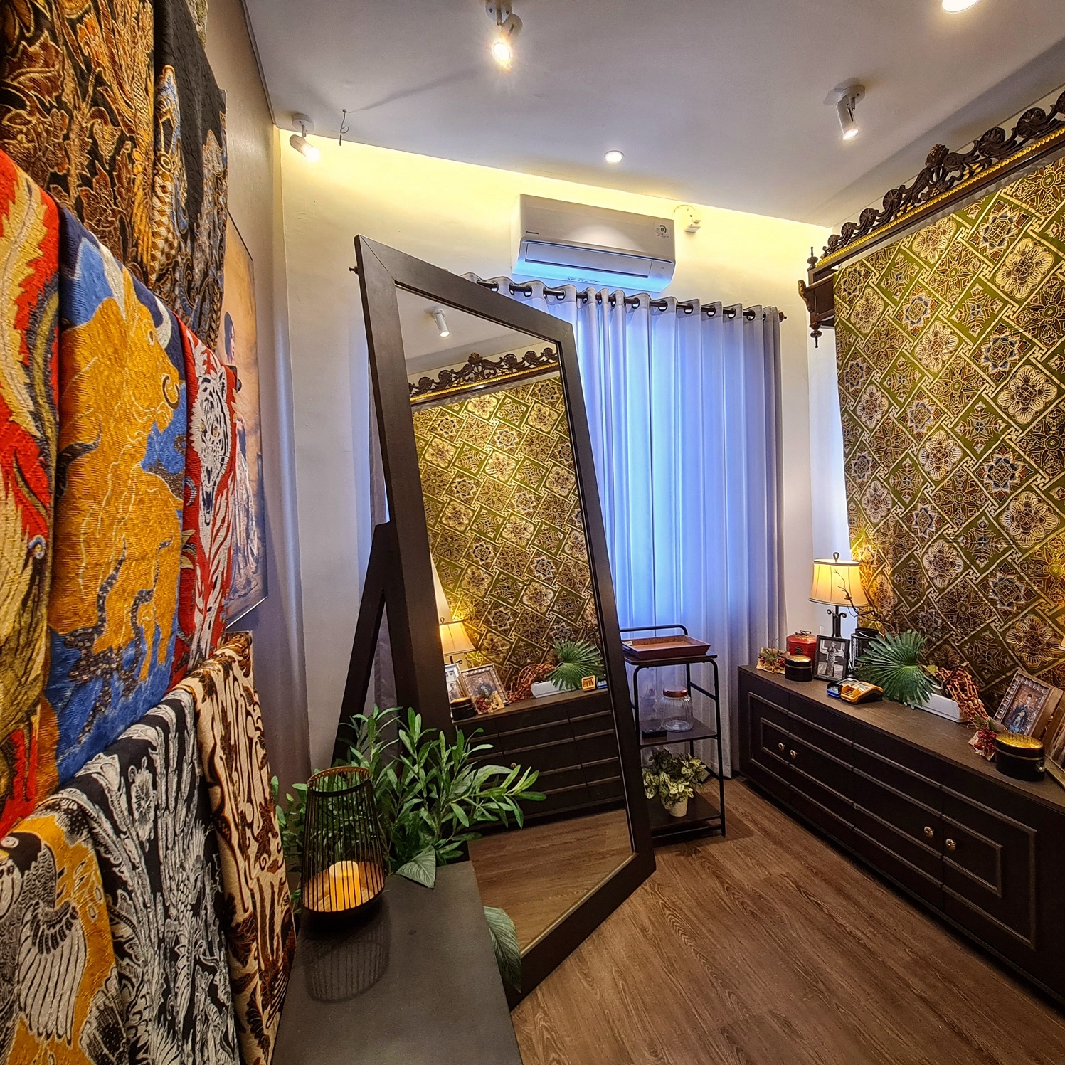 ATARA BATIK – PREMIUM HANDPAINTED BATIK FOR MEN AND WOMEN